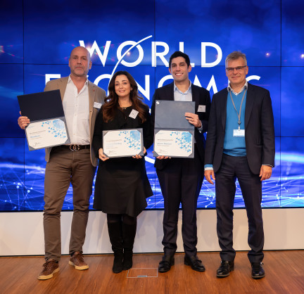 World Economic Forum New Champions’ Community Awards Honoris United ...